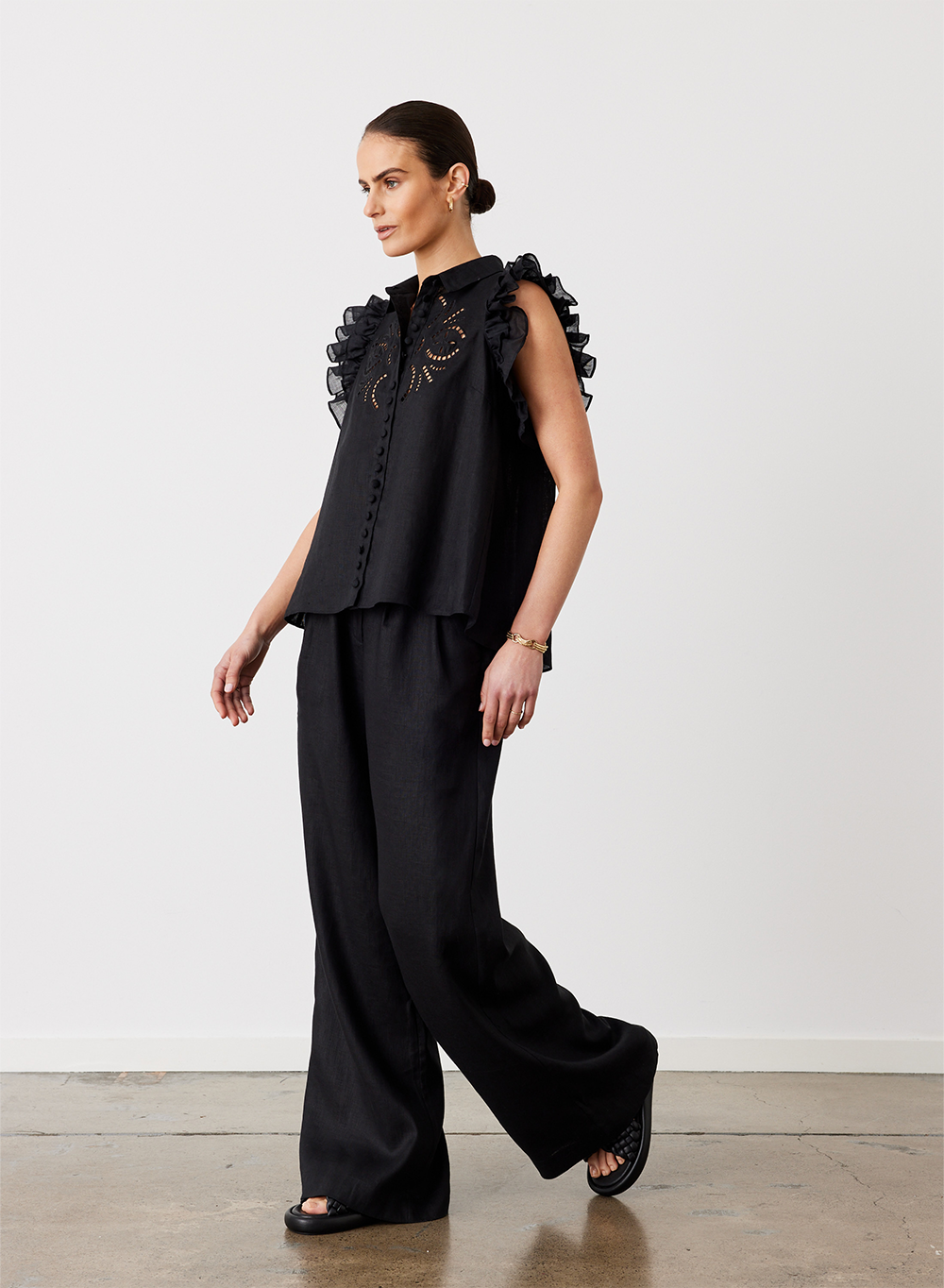 Hermione Linen Ramie Shirt | Black – Joslin